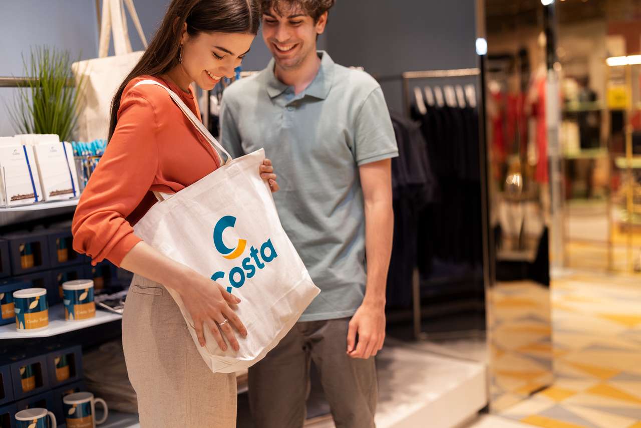 Costa Fascinosa: itinerari, cabine, foto e ponti | Costa Crociere