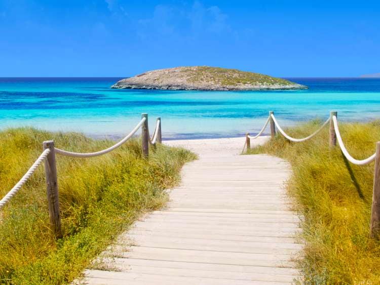 Crociere Isole Baleari: prezzi e offerte | Costa Crociere