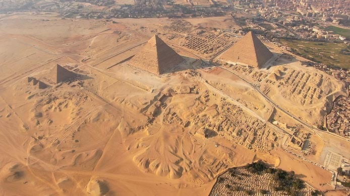 Piramidi d'Egitto: simbolo del passato | C-Magazine