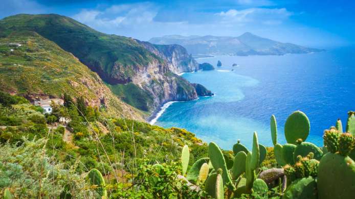 Le migliori Isole da scoprire questa estate in vacanza | Costa Crociere