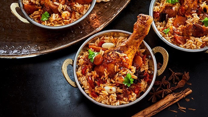 Emirati, che bontà! Gusta i piatti tipici