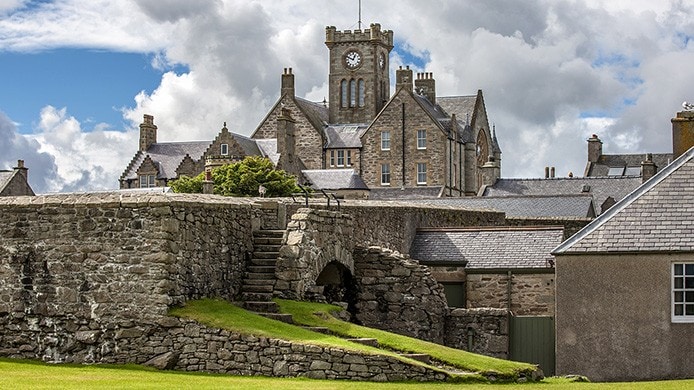 Lerwick, la graziosa capitale delle Shetland in Scozia | C-Magazine