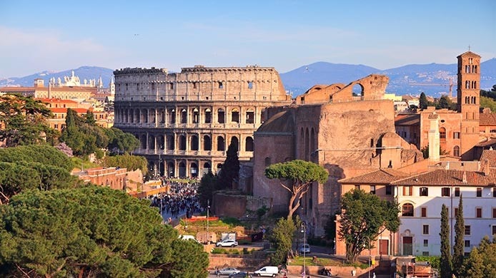 Alla scoperta di Rione Monti, uno dei più celebri quartieri romani | C ...