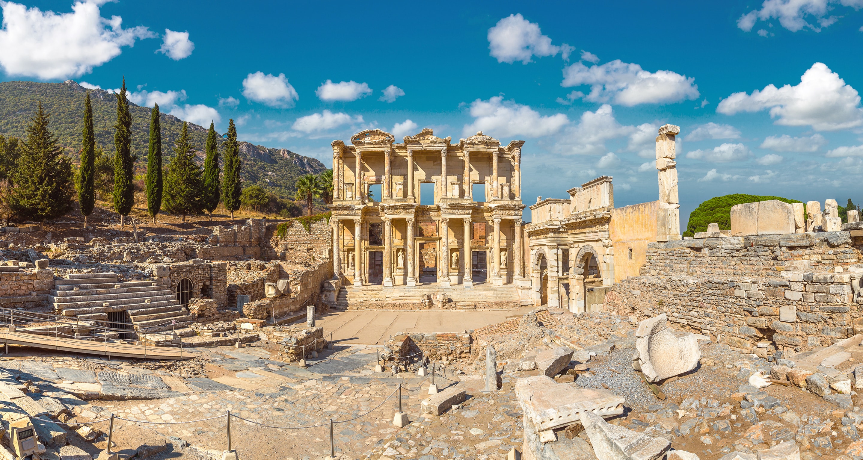 Crociere Smirne: itinerari e offerte | Costa Crociere