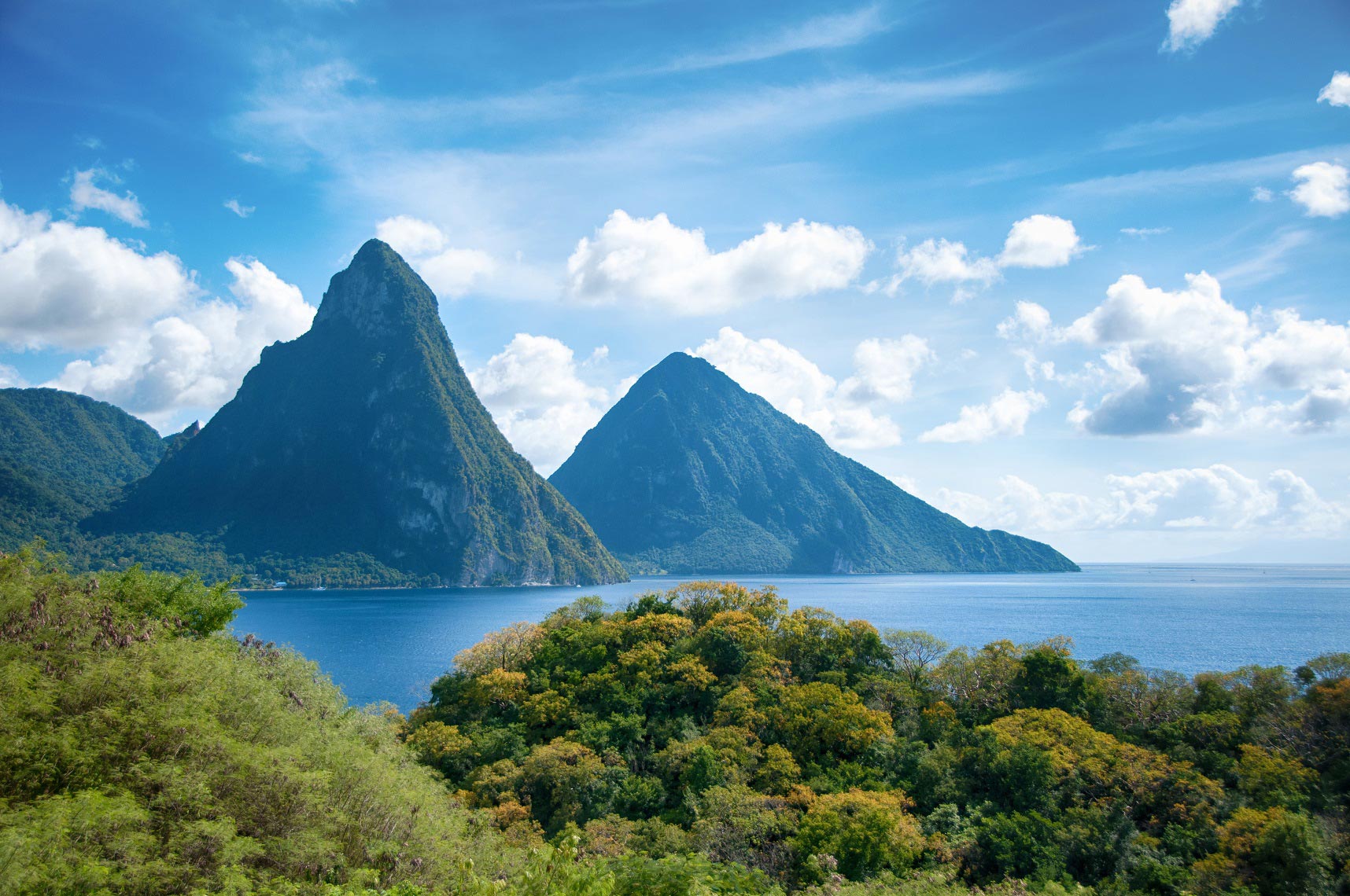 Crociere St. Lucia: itinerari e offerte | Costa Crociere